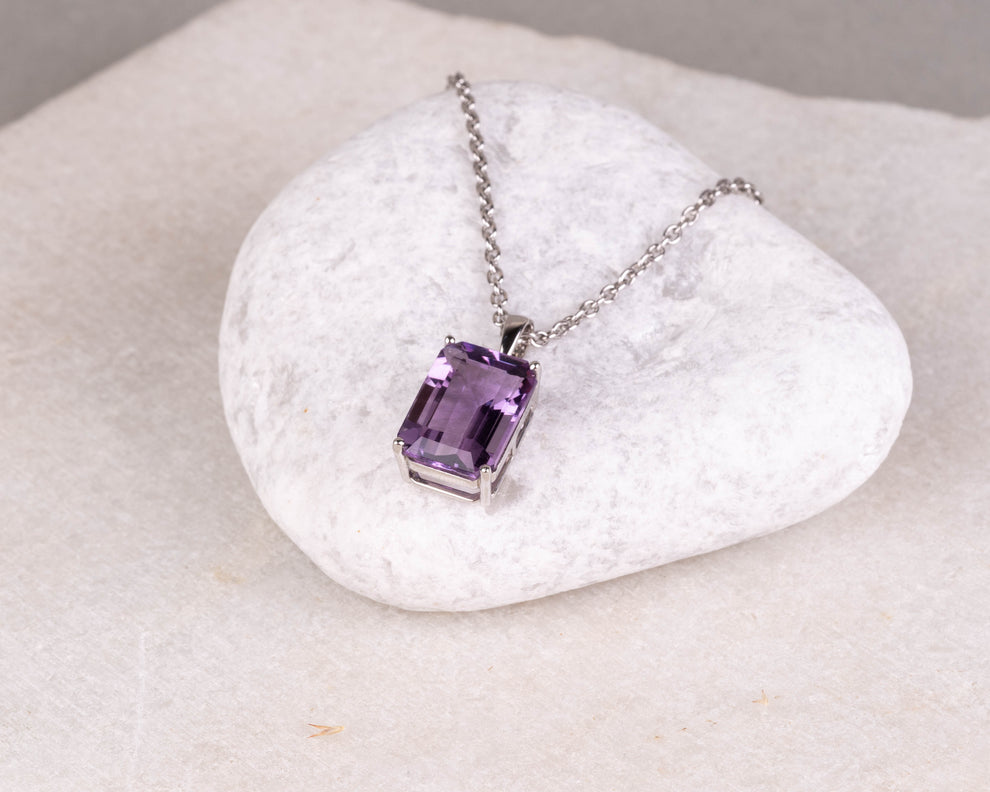 Amethyst Essence Pendant – SolbyBodh
