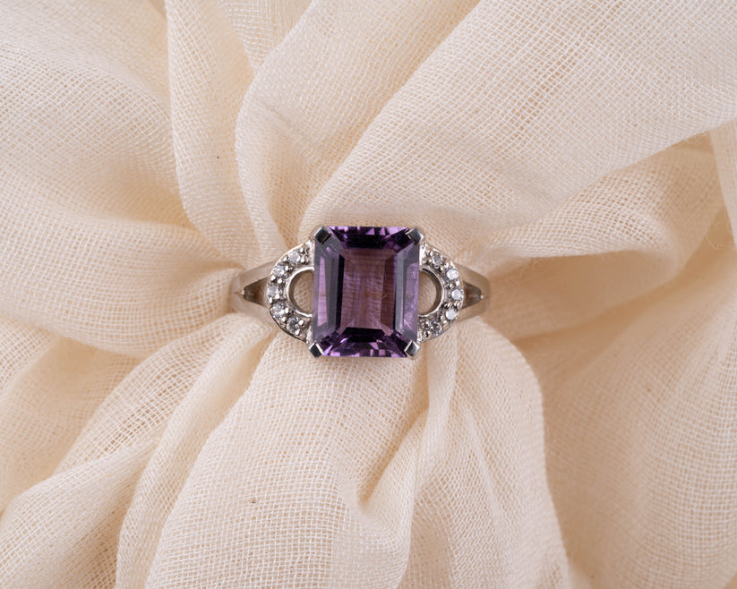 Amethyst Splendor Ring – SolbyBodh